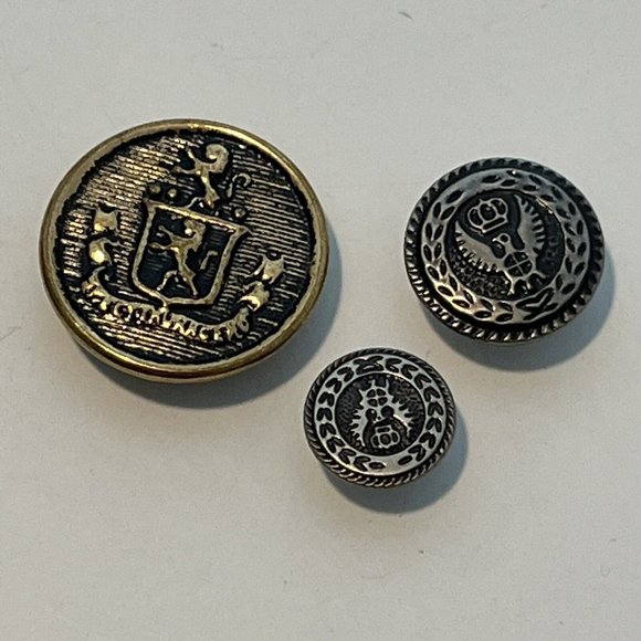 Vintage | Other | 3 Vintage Military Navy Buttons Lion Crest Spectemur ...